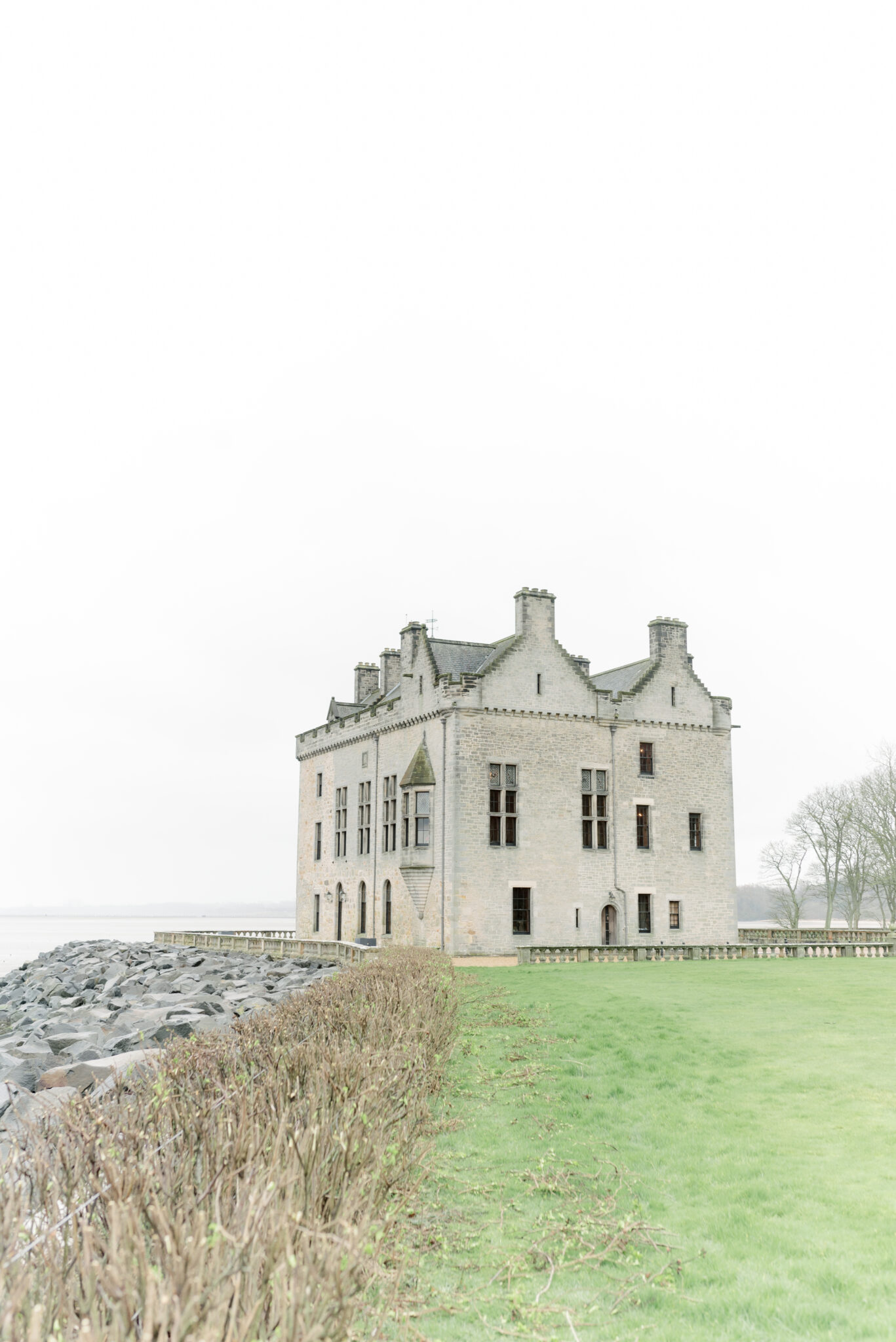 Barnbougle Castle: A Hidden Gem for Romantic Castle Weddings in ...